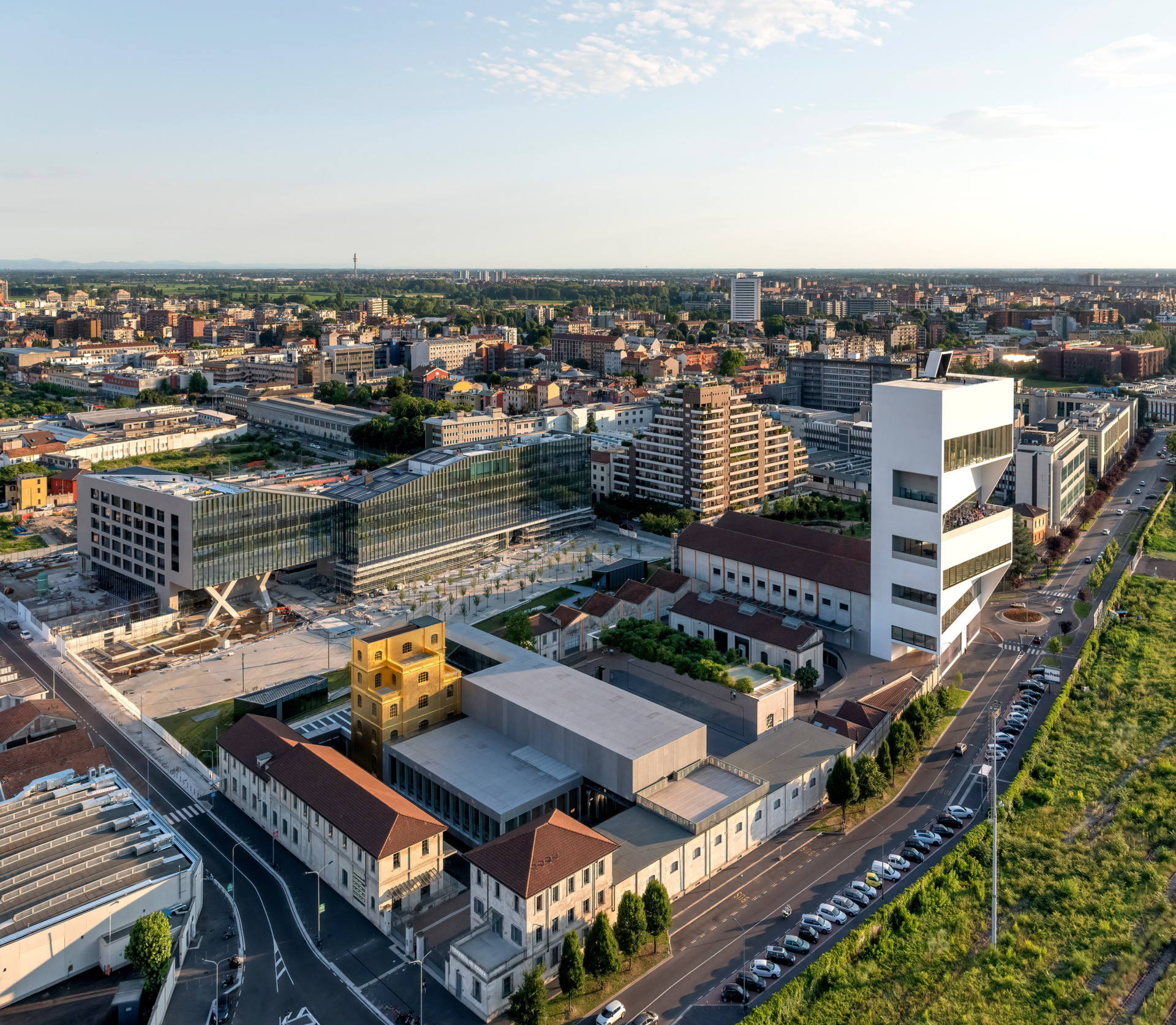 Art and Design in the Scalo di Porta Romana District of Milan - Dils